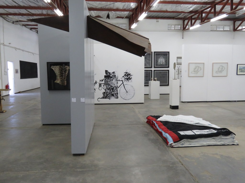 A PIECE OF ART HEAVEN IN THE KAROO – De Beer Necessities