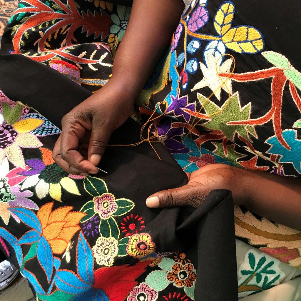 HOW THE HANDS OF THE MAPULA WOMEN OF THE WINTERVELD BECOME VOICES FOR ...