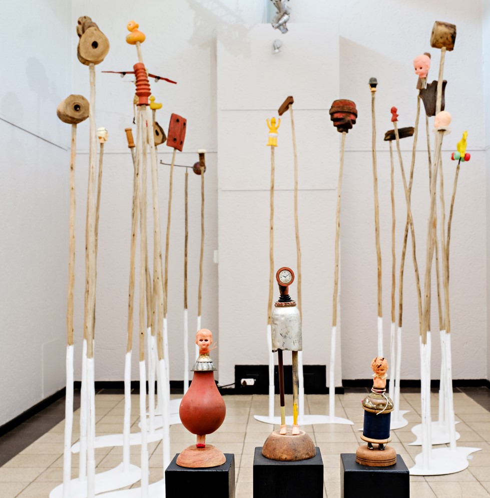 FOR MARINDA DU TOIT HER ART IS A PLAYFUL PARADE, A CELEBRATION, A ...