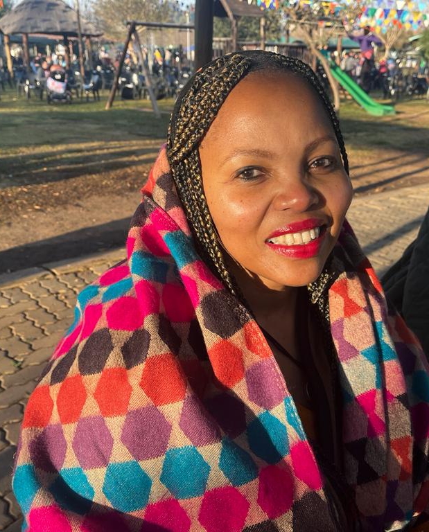 BONGI BENGU COLOURS THE WORLD BRIGHTLY WITH HER ART, HER LAUGHTER AND ...